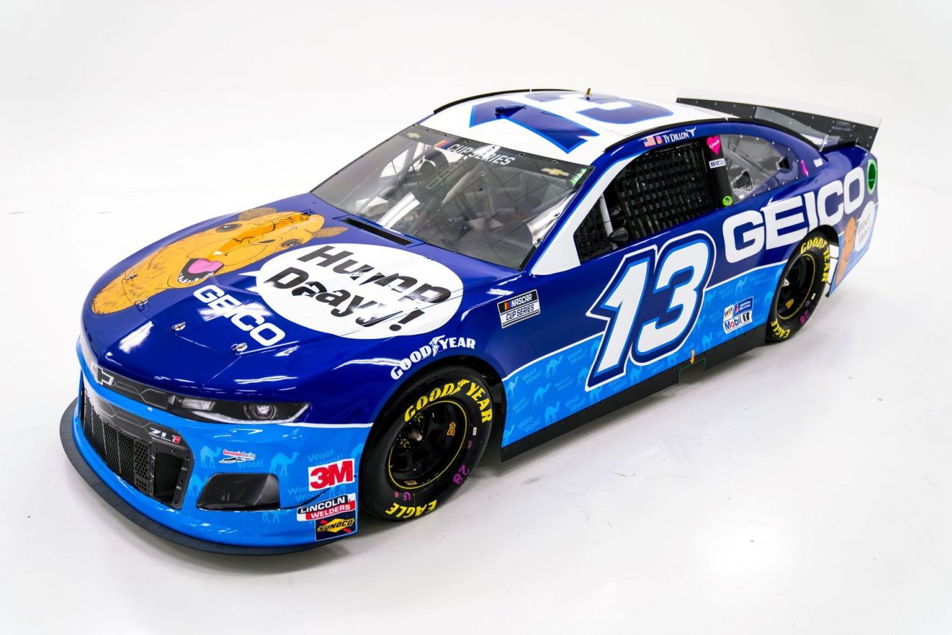 Ty Dillon, GEICO, running Hump Daayy! scheme at Darlington | Tireball ...